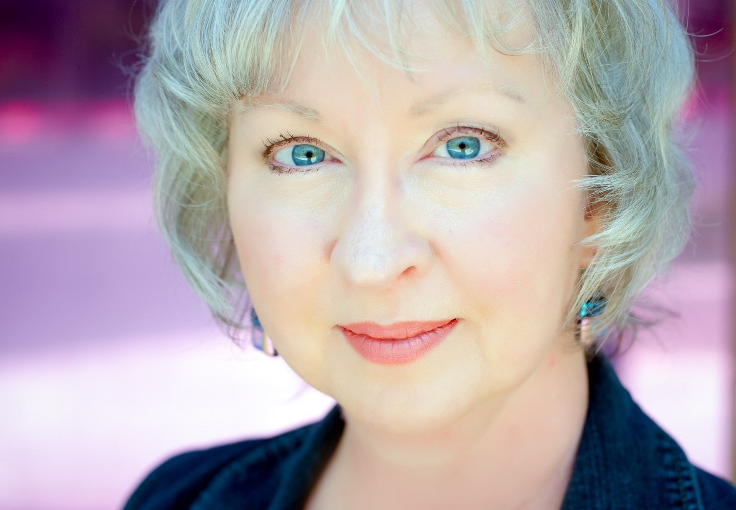 Soul Healing Helps You Communicate With Animals - Val Heart